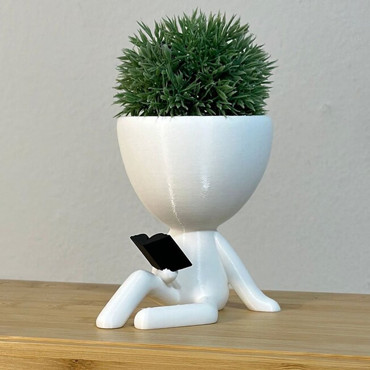 People Planter Book Reader - Pots With Drainage - Print Level 3D